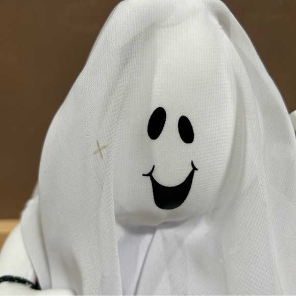 Hallmark | Holiday | Hallmark Halloween Ghost 2 Inches Tall Dance And ...